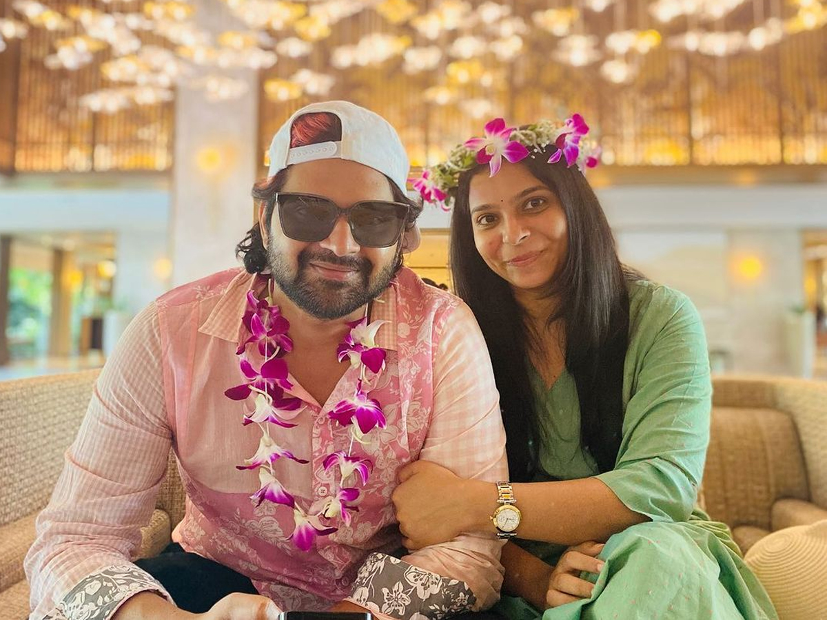 హీరో శ్రీవిష్ణు భార్య-కూతురిని చూశారా.. క్యూట్ ఫ్యామిలీ (ఫొటోలు) | Tollywood Actor Sree Vishnu ...